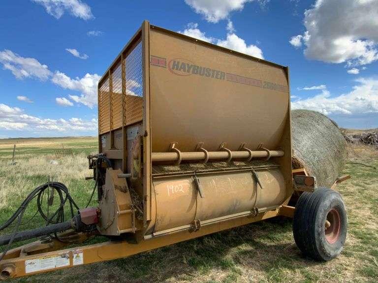 Hay Buster 2660 Bale Processor - Kraupie's Real Estate & Auctioneers