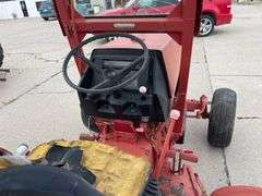 Case 1194 Tractor - Kraupie's Real Estate & Auctioneers