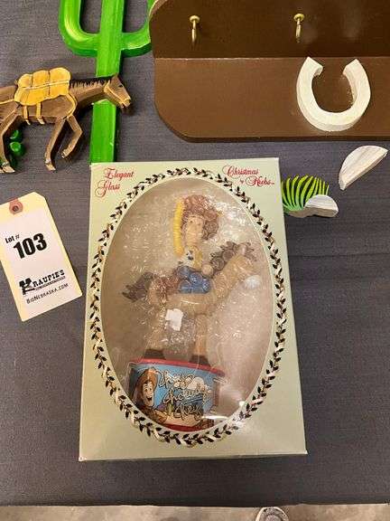 "Woody" Toy - Kraupie's Real Estate & Auctioneers