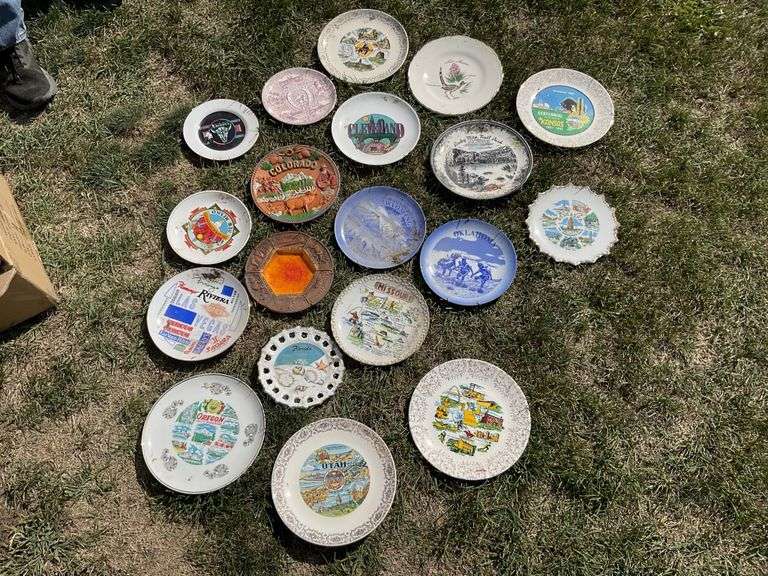 State collector plates - Legacy Auction Company