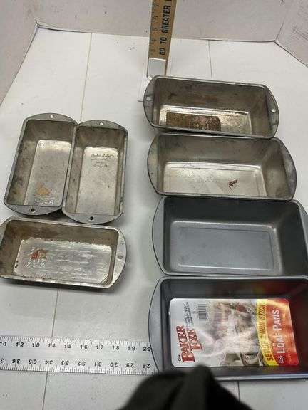 Baking pans - Legacy Auction Company