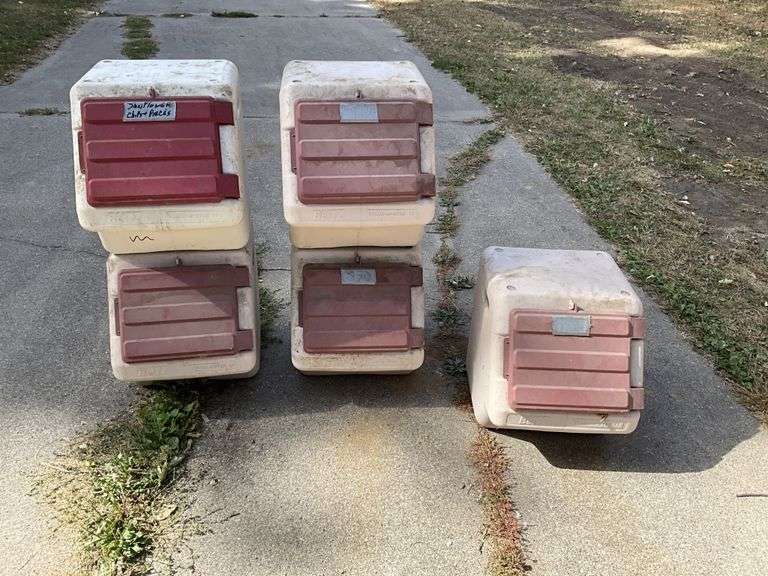 5 stackable storage containers - Legacy Auction Company