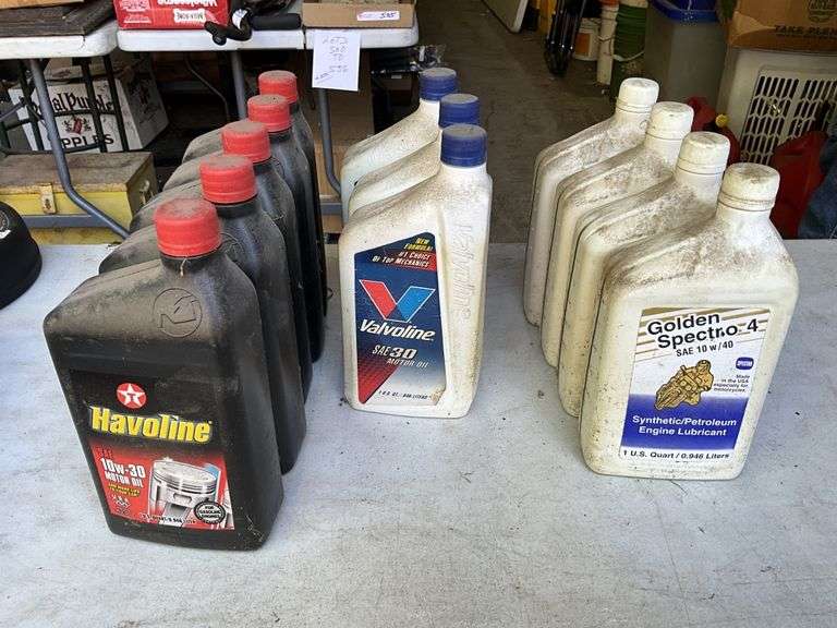 Assorted oil, mostly full - Legacy Auction Company