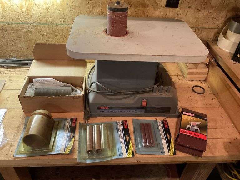 Ryobi oscillating spindle sander with sanding - Legacy Auction Company