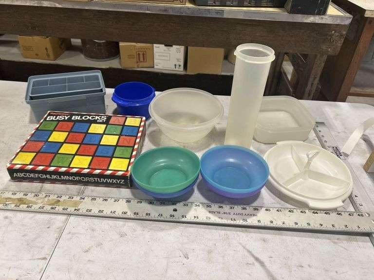 Tupperware blocks, bowls - Legacy Auction Company