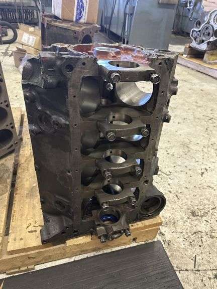 Chevy block - Legacy Auction Company
