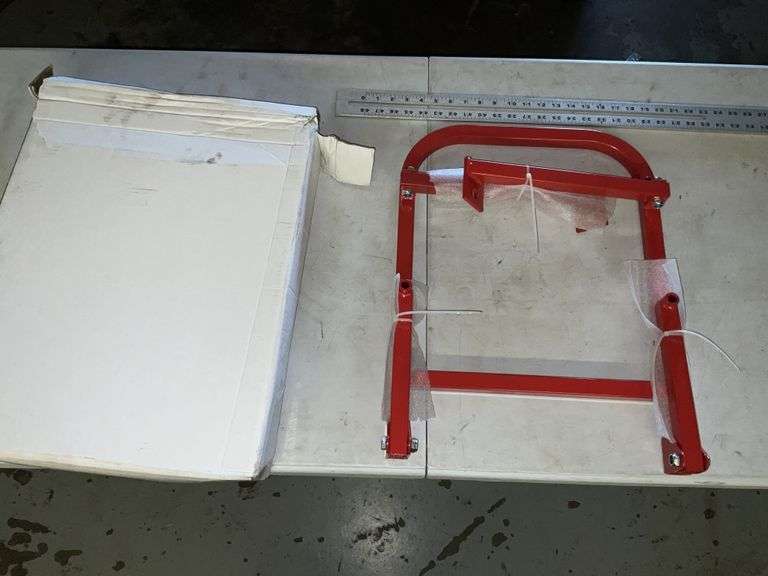 Small block Chevy engine cradle - Legacy Auction Company