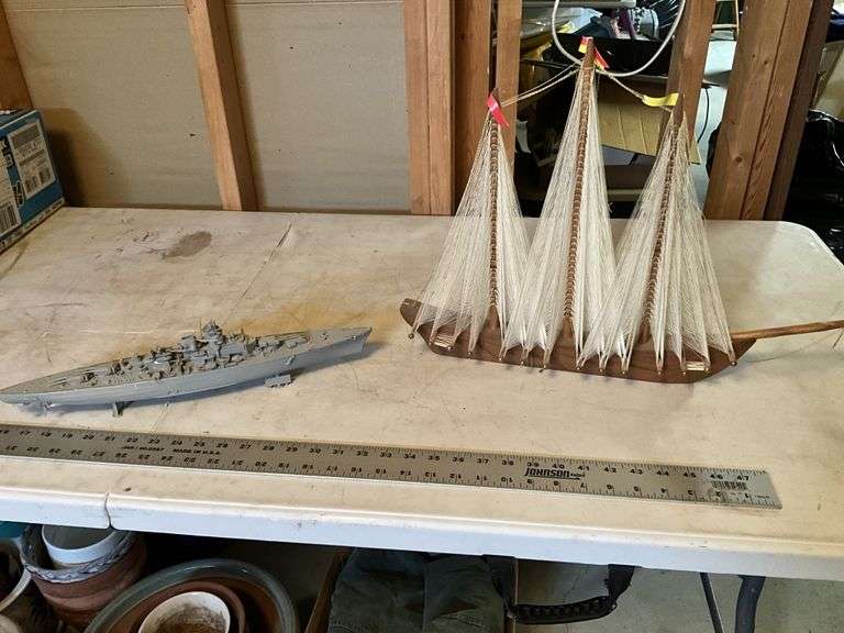 Model ships - Legacy Auction Company