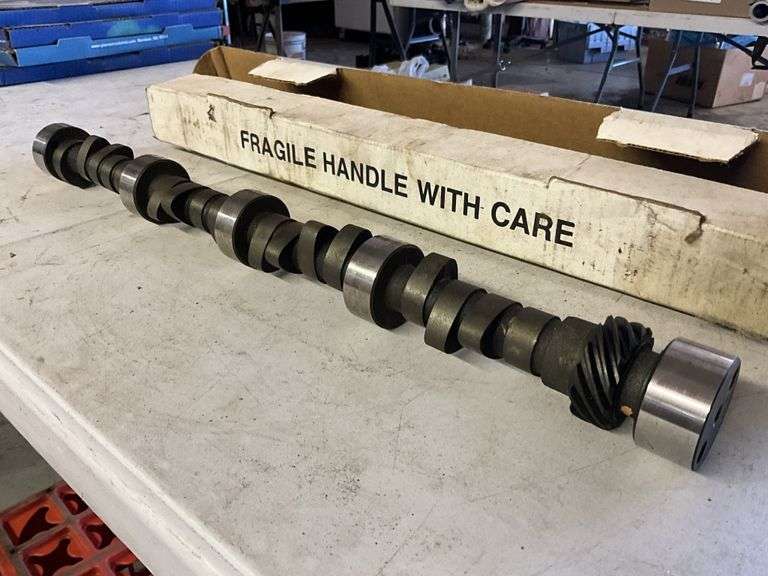 Small block Chevy camshaft - Legacy Auction Company