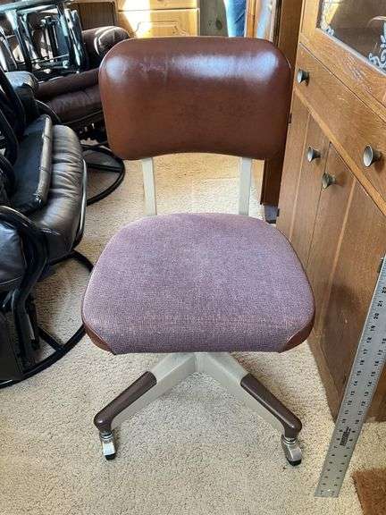 Vintage office chair - Legacy Auction Company