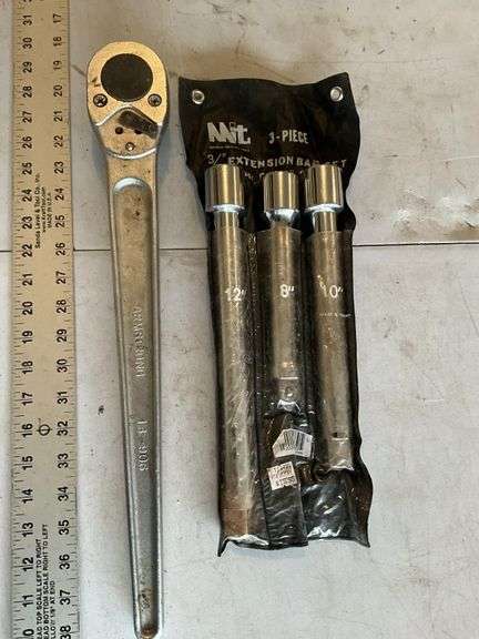 Armstrong 3/4 ratchet and 3/4 extension - Legacy Auction Company