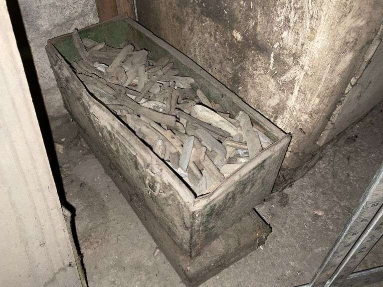 Lead wheel weights - Legacy Auction Company