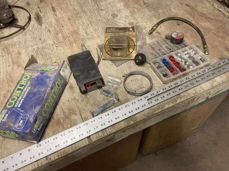 Electric/hydraulic brake controller etc. - Legacy Auction Company