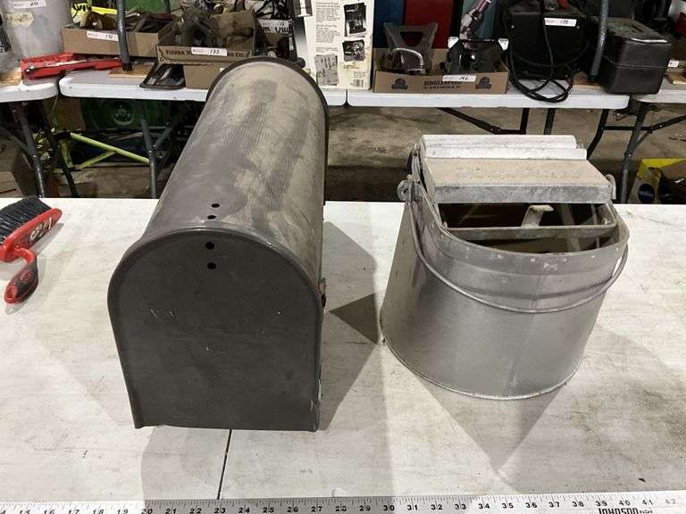 Mailbox, wringer bucket - Legacy Auction Company