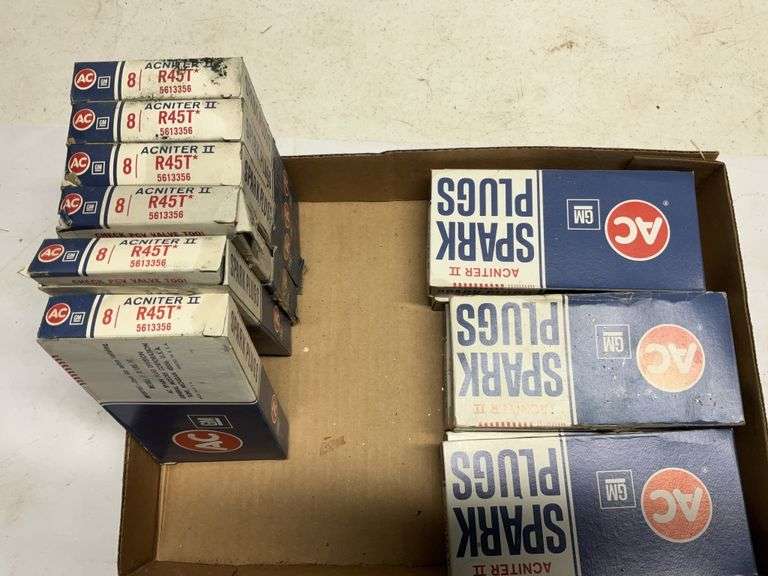 GM spark plugs-full boxes - Legacy Auction Company