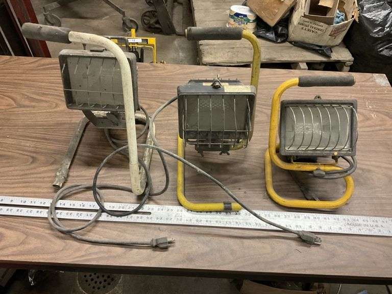 Trouble lights - Legacy Auction Company