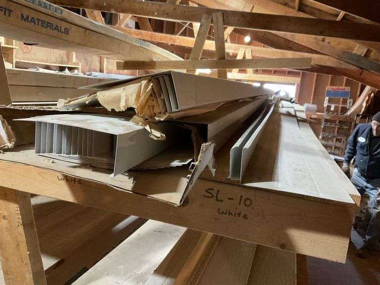 2x6" snow mist soffit fascia, 12', top shelf - Legacy Auction Company