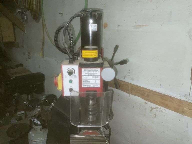 Central machinery mini vertical milling/drilling - Legacy Auction Company