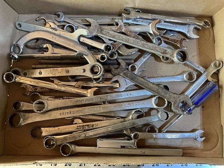 Assorted wrenches - Legacy Auction Company