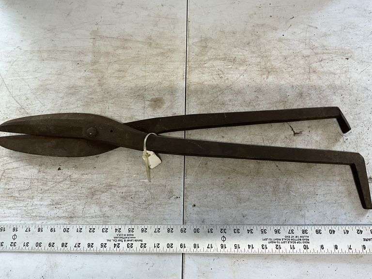 30” tin snips - Legacy Auction Company