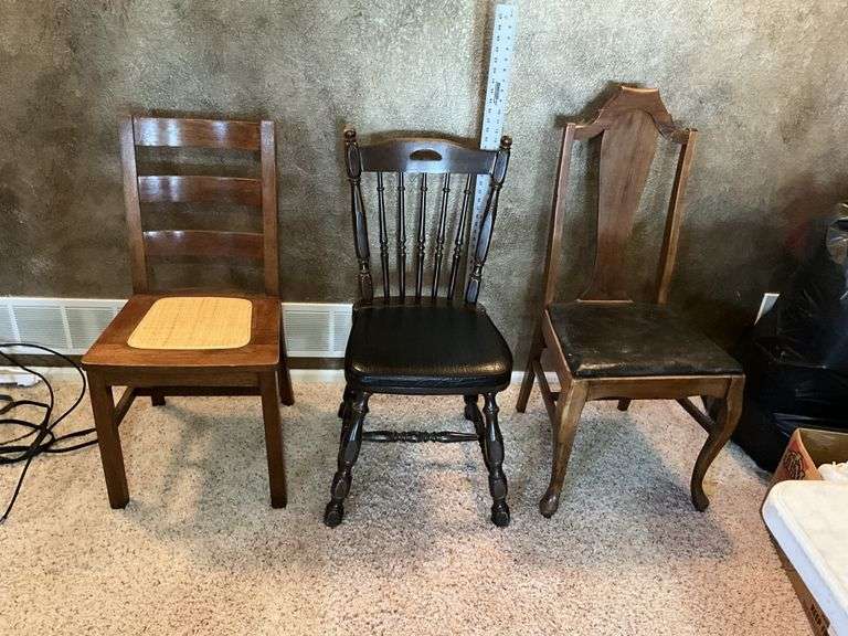 3 chairs - Legacy Auction Company