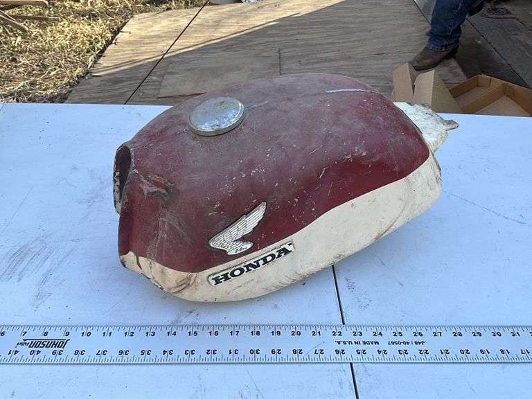 Vintage Honda gas tank - Legacy Auction Company