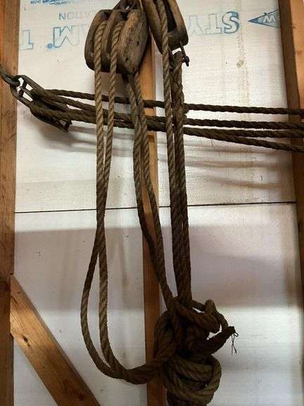 2 rope block and tackle - Legacy Auction Company