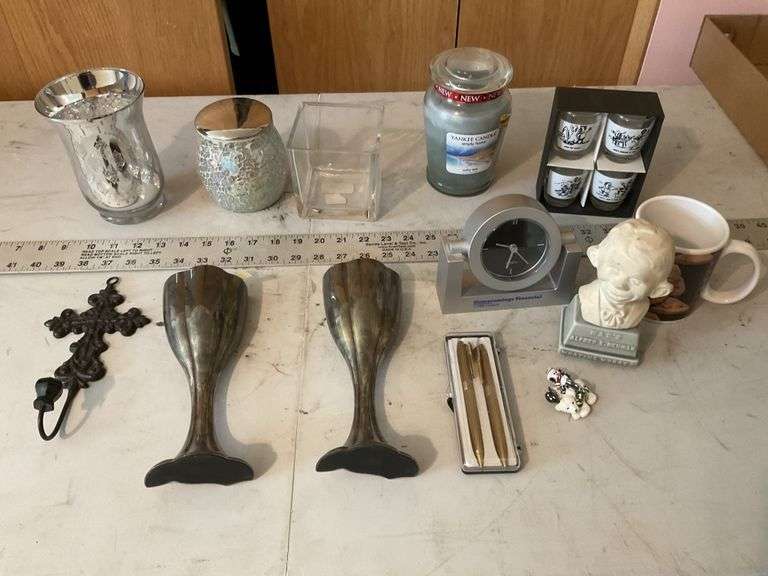 Decor - Legacy Auction Company