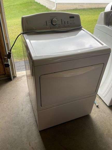 Kenmore auto moisture, sensing electric dryer, - Legacy Auction Company