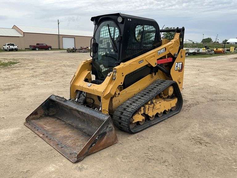 Cat 259D3 skid loader - Legacy Auction Company