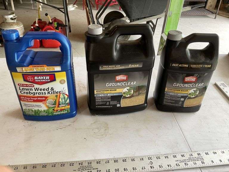 Ortho ground clear and Bayer advanced lawn weed - Legacy Auction Company