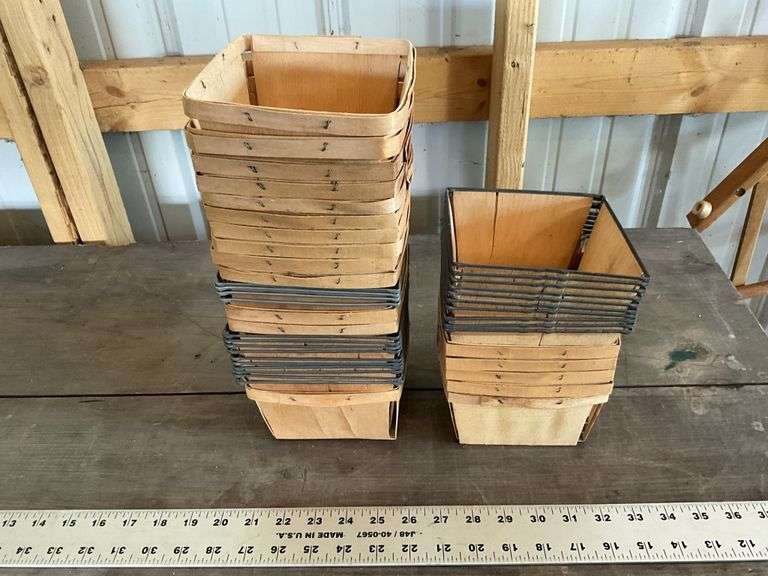 Berry baskets - Legacy Auction Company