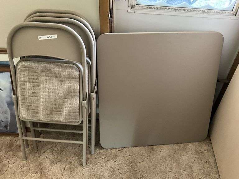 Card table and 4 chairs - Legacy Auction Company