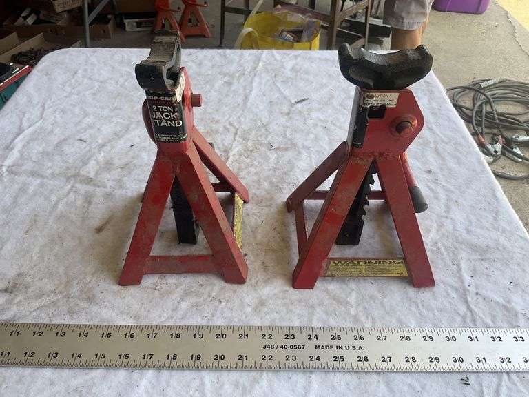 Shop craft 2 ton jack stands - Legacy Auction Company