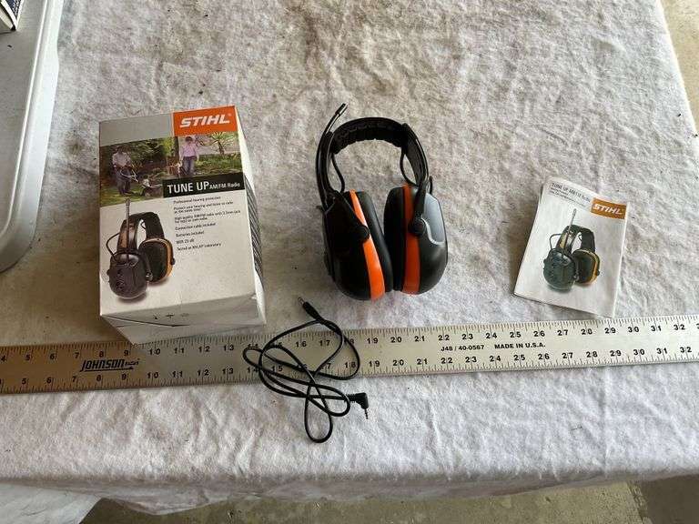 Stihl AM/FM radio headset - Legacy Auction Company