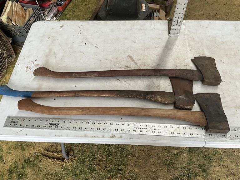 3 axes, 1 True Temper - Legacy Auction Company