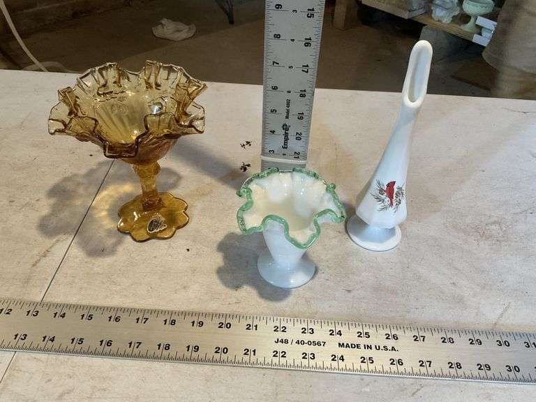 Fenton cardinal vase, signed and ruffled dishes - Legacy Auction Company