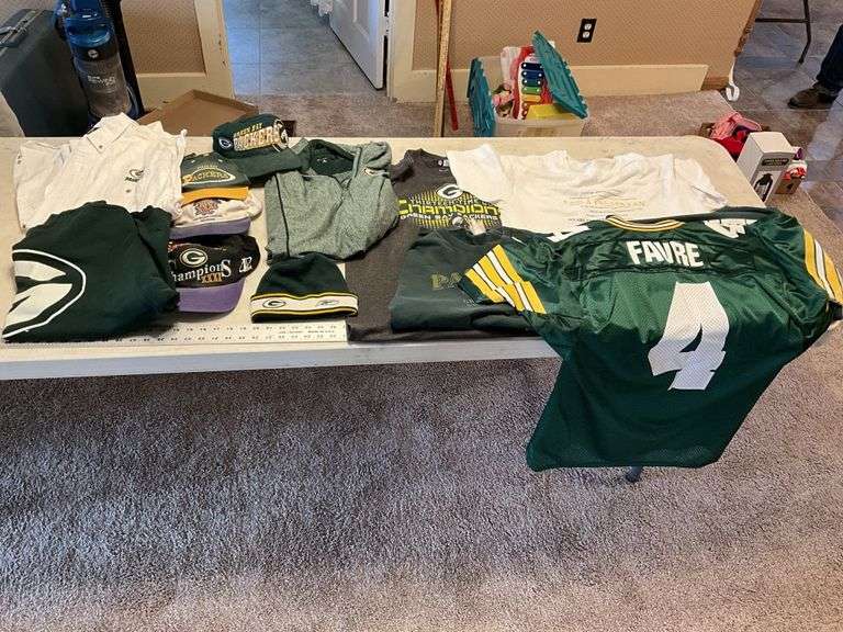 Packers items, large, etc. - Legacy Auction Company
