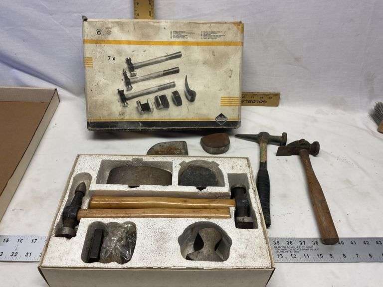 Auto body tools - Legacy Auction Company