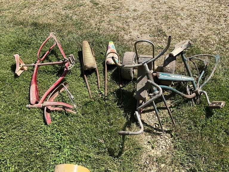 Vintage bicycle parts - Legacy Auction Company