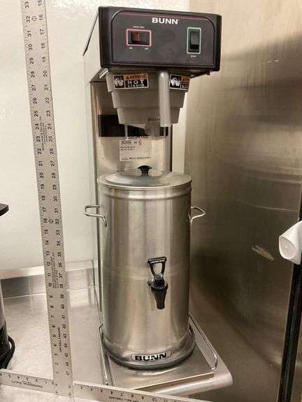 Bunn TB3Q iced tea brewer with quick brew - Legacy Auction Company