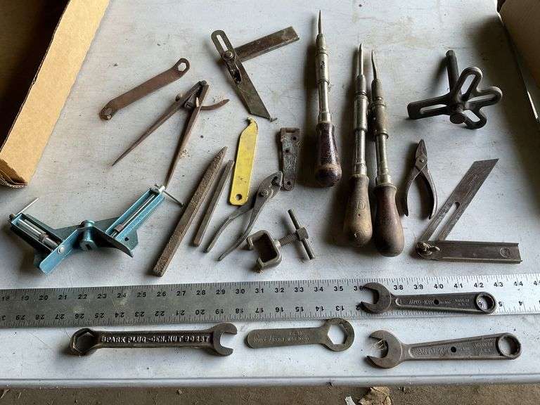 Vintage wrenches and tools - Legacy Auction Company