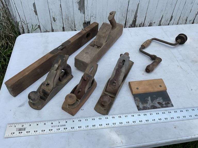 Vintage woodworking hand planes etc. - Legacy Auction Company