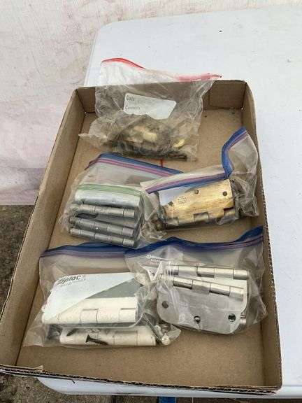 Assorted hinges - Legacy Auction Company