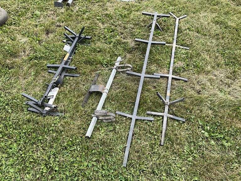 Tree stand sticks, etc. - Legacy Auction Company