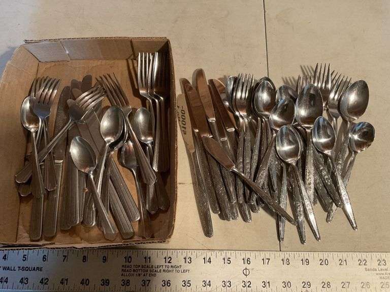 Assorted flatware - Legacy Auction Company