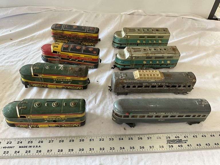 Marx tin trains - Legacy Auction Company