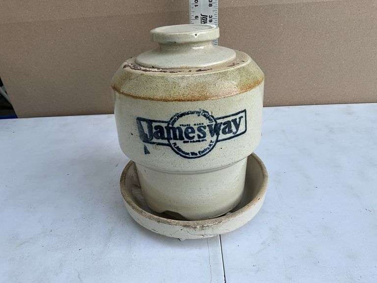1/2 gallon poultry waterer by Jamesway - Legacy Auction Company