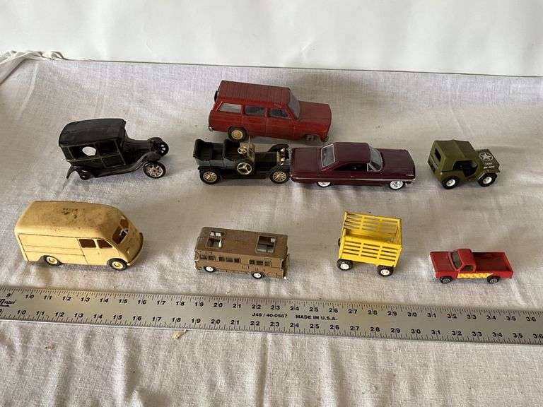 Assorted cars and trucks - Legacy Auction Company