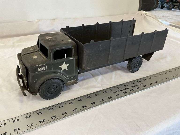 Lumar Metal military truck - Legacy Auction Company